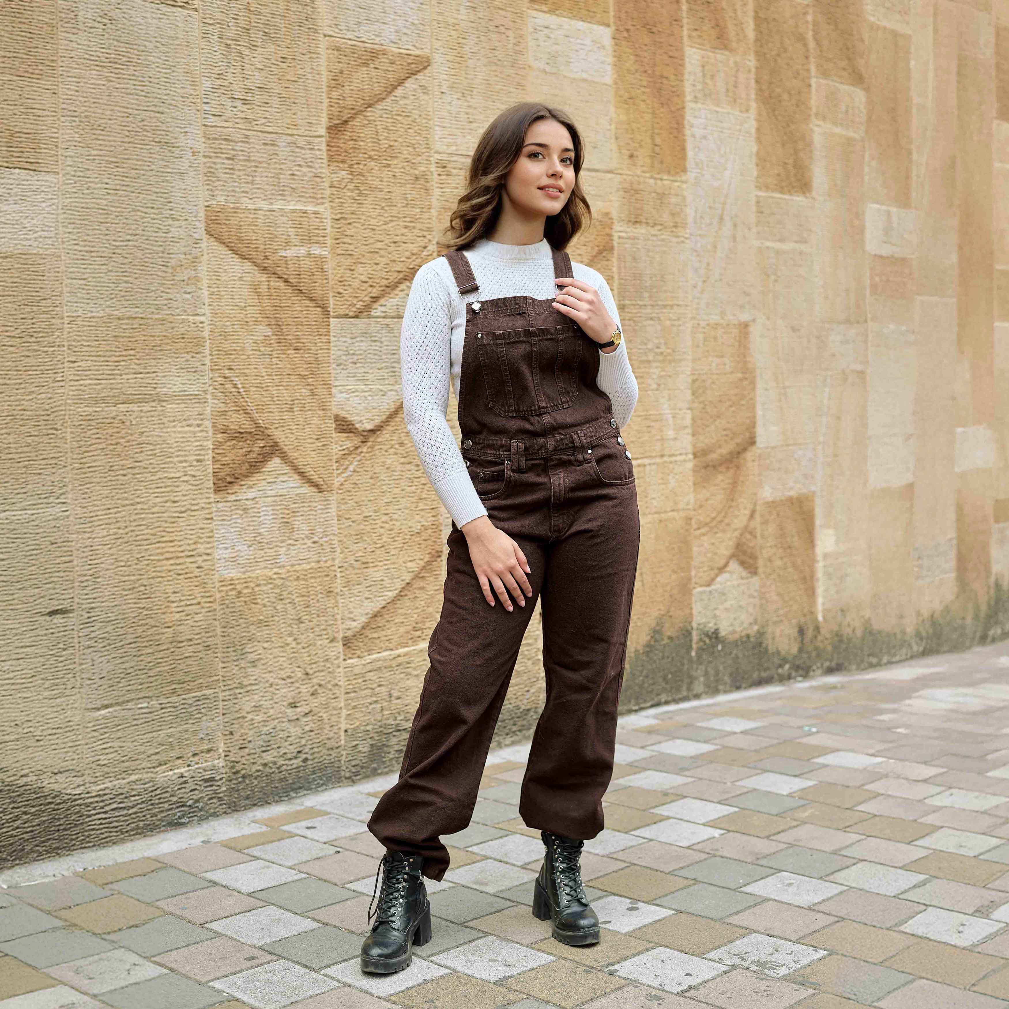 Overol Clásico Hop Mujer Jean Rigido Bota Ancha - Café – OCASO JEANS